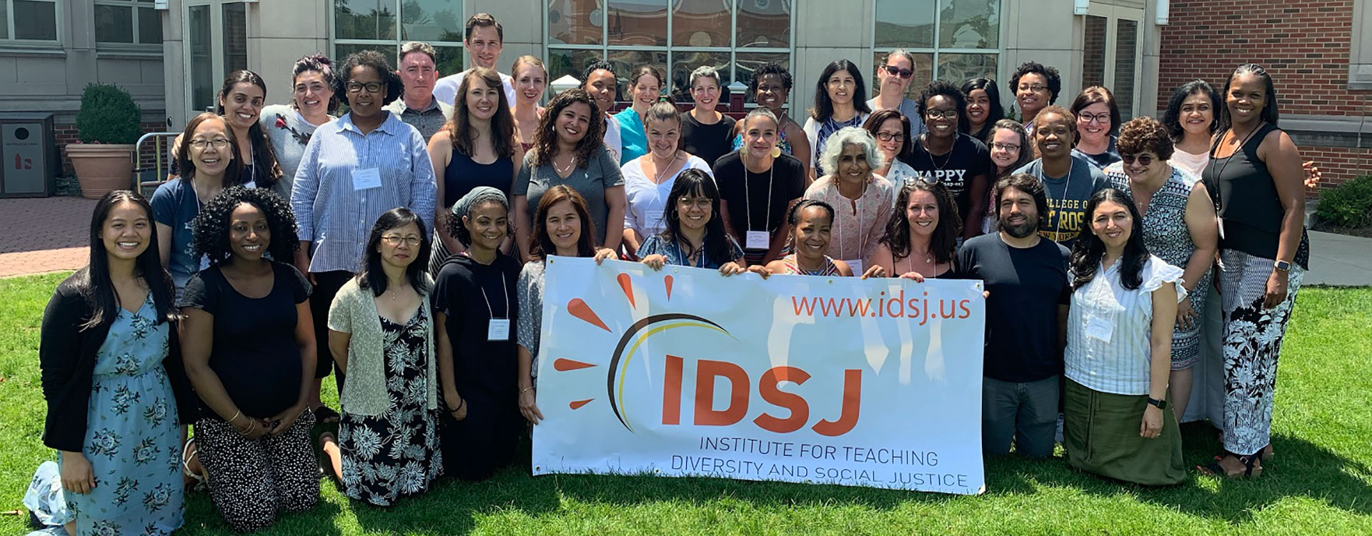 IDSJ – Institute for teaching diversity and social justice